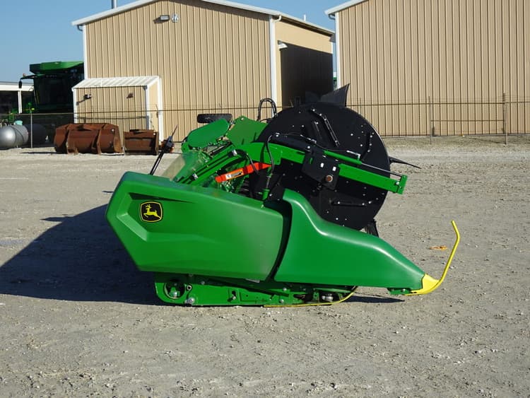 2023 John Deere RD40F Harvesting Headers - Platform for Sale | Tractor Zoom