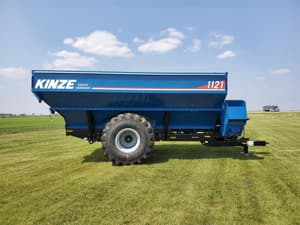SOLD - 2023 Kinze 1121 Stock No. 30089 Harvesting with 1,100 Bu ...