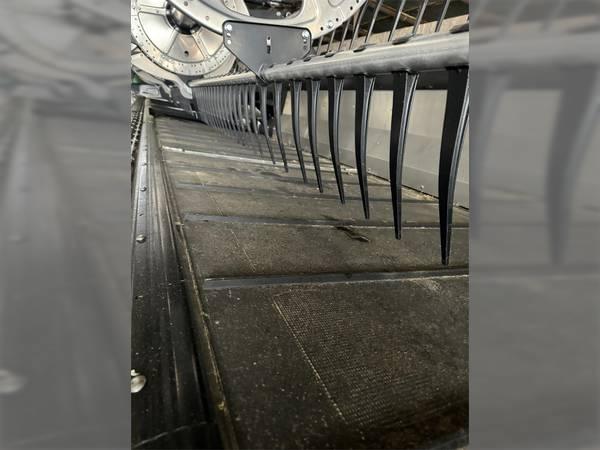 2023 MacDon FD240 Harvesting Headers - Platform for Sale | Tractor Zoom