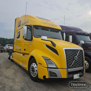 SOLD - 2023 Volvo VNL860 Lot No. 5422 Other Equipment with --- mi ...