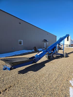 SOLD - 2024 Brandt 1547LP+ Stock No. 51336B Harvesting with 47 Ft ...