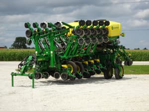 2024 John Deere 1795 Stock No. 460312 Planting For Sale with 31 Rows ...