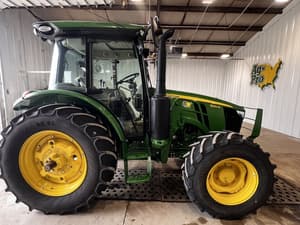 SOLD - 2024 John Deere 5120M Stock No. A0013528 Tractors with 39 Hrs ...