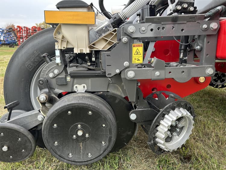 2024 Massey Ferguson VF2430 Planting Planters for Sale | Tractor Zoom