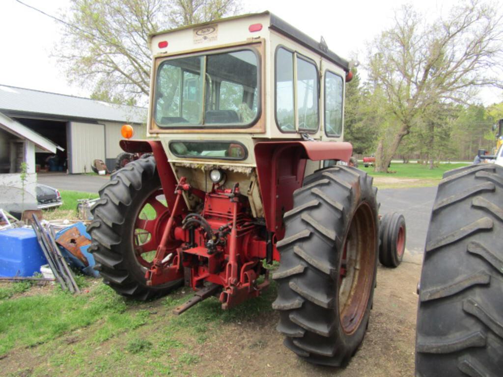1961 International Harvester 656 Tractors 40 to 99 HP for Sale ...