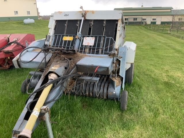 New Idea 484 Hay and Forage Balers - Round for Sale | Tractor Zoom