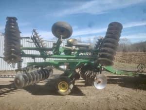 SOLD - 22' John Deere 630 disc () Tillage with 22 ft | Tractor Zoom