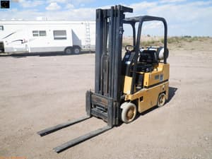 SOLD - 2553- Caterpillar T30D Forklift Construction with 5,944 Hrs ...