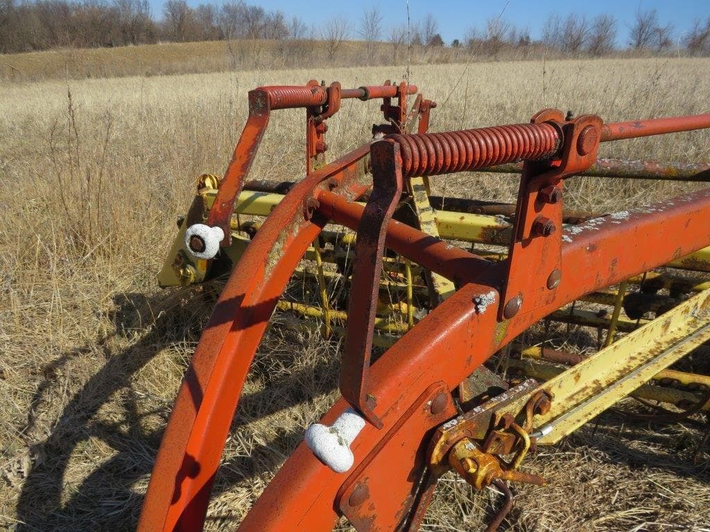 New Holland 256 Hay and Forage Hay - Rakes/Tedders for Sale | Tractor Zoom