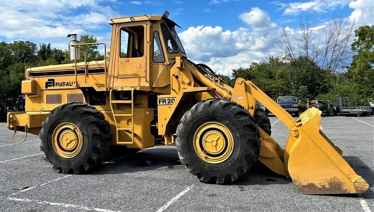 SOLD - Fiat-Allis FR20 Construction Wheel Loaders | Tractor Zoom
