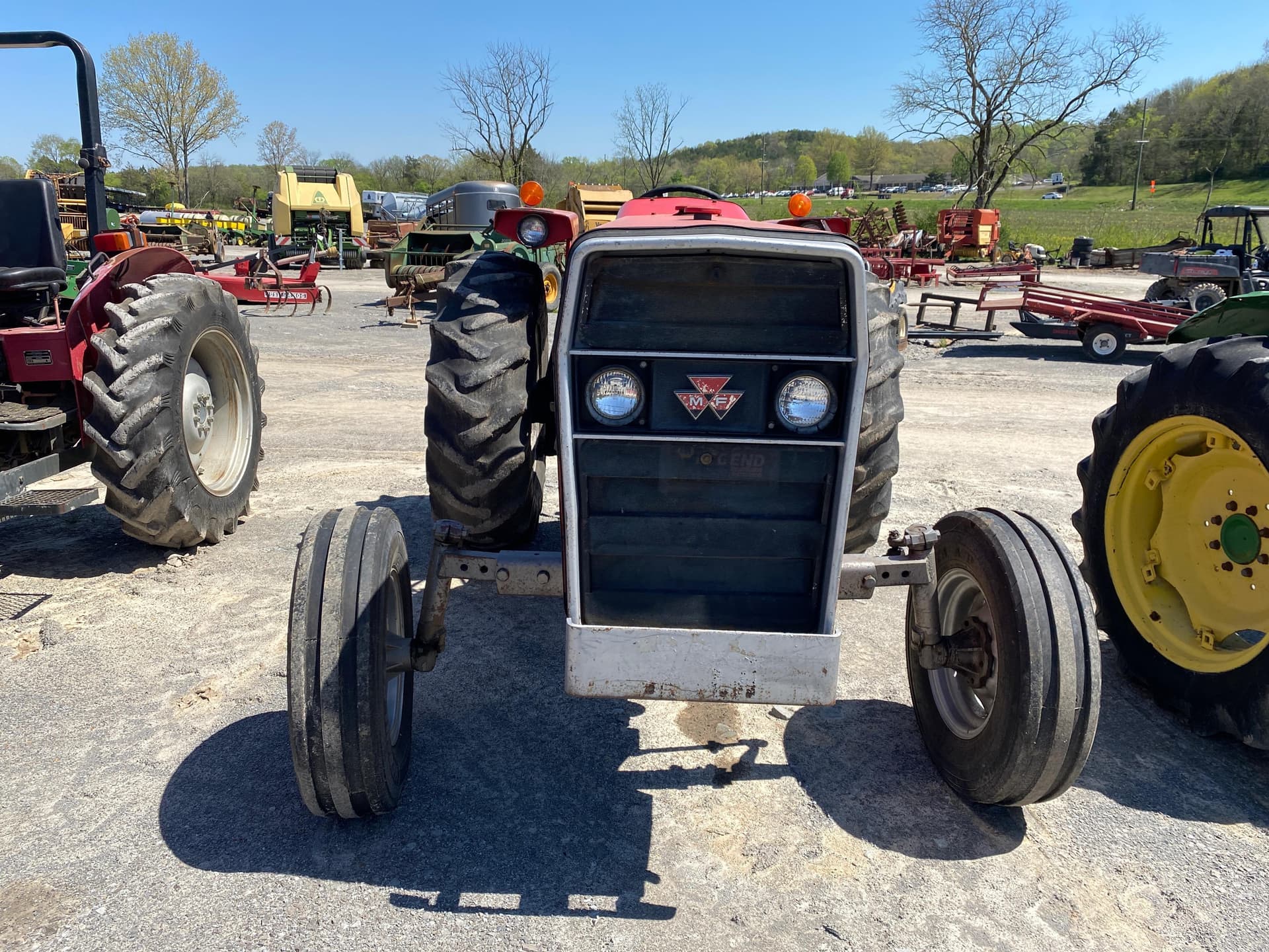 Massey Ferguson 265 Tractors 40 to 99 HP for Sale | Tractor Zoom