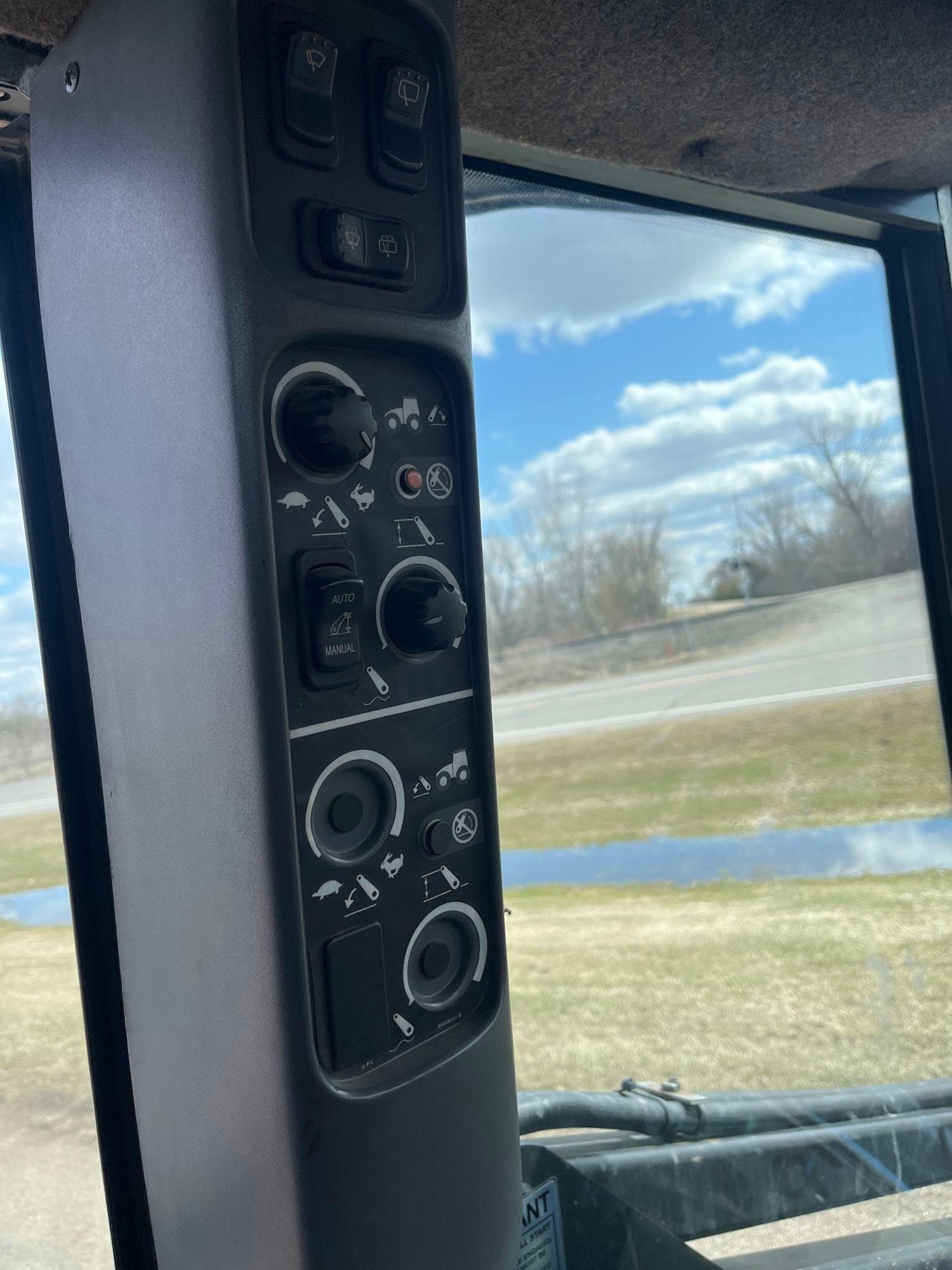 1999 New Holland TV140 Tractors 100 to 174 HP for Sale | Tractor Zoom