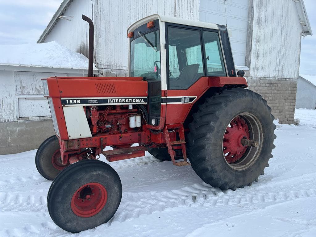 International Harvester 1586 Tractors 175 to 299 HP for Sale | Tractor Zoom