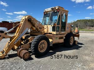 SOLD - 1997 Swingmaster 181 Lot No. 1406 Construction | Tractor Zoom