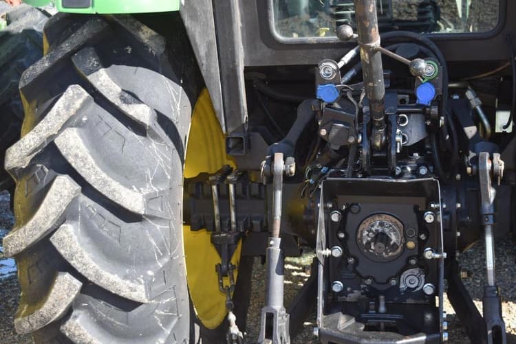 John Deere 5101E Tractors 100 to 174 HP for Sale | Tractor Zoom