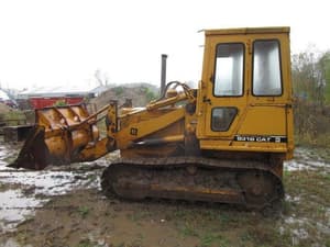 SOLD - Caterpillar 931B Lot No. 10 Construction with 6,697 Hrs ...