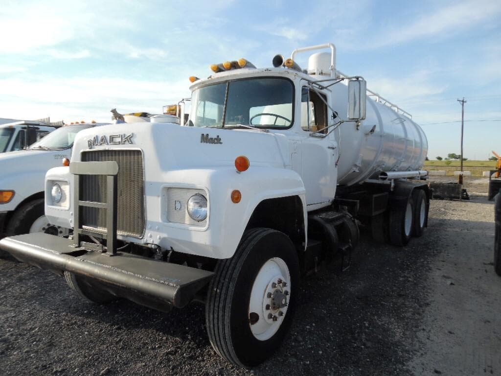 1979 Mack R Other Equipment Trucks for Sale | Tractor Zoom