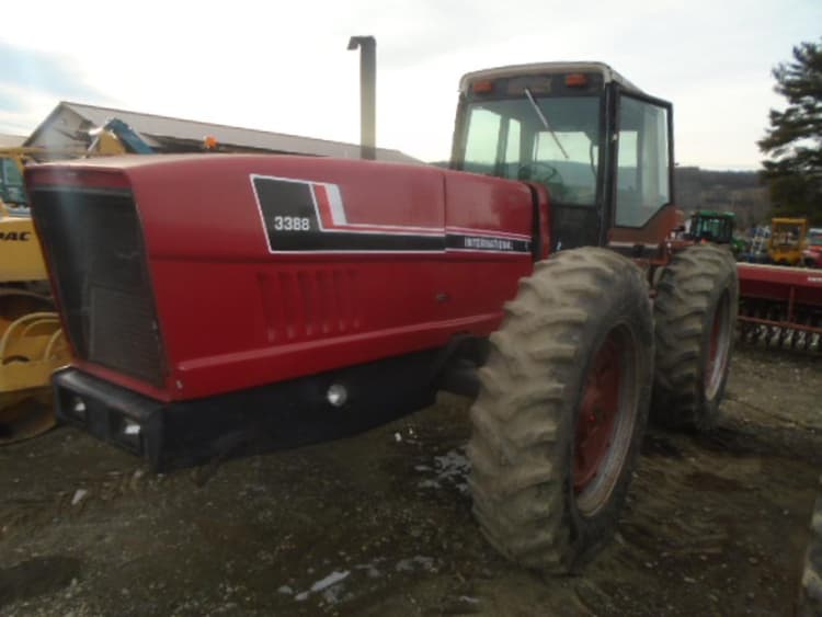 International Harvester 3388 Tractors 100 to 174 HP for Sale | Tractor Zoom