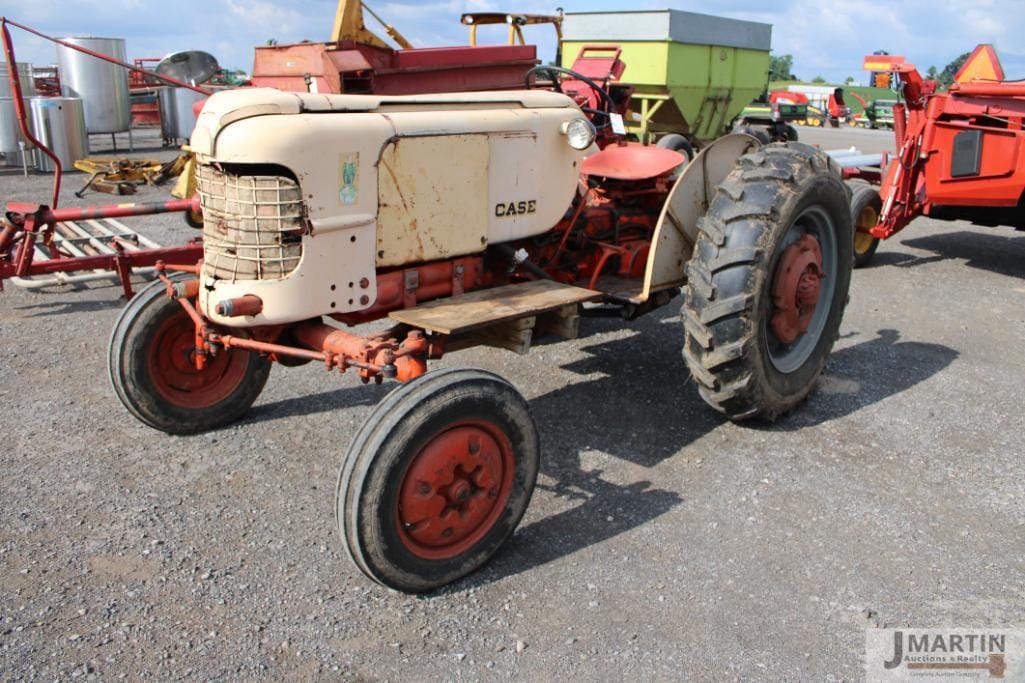 SOLD - J.I. Case 311 Tractors with 32 HP | Tractor Zoom