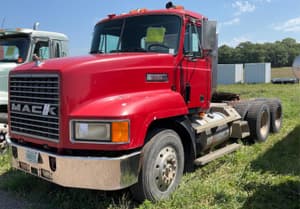 SOLD - 1994 Mack CH613 Lot No. 7977 Other Equipment with 779,089 mi ...