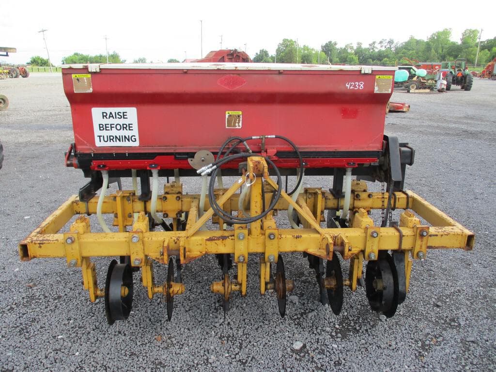 Tractor Zoom - Tar-King Plant-O-Vator