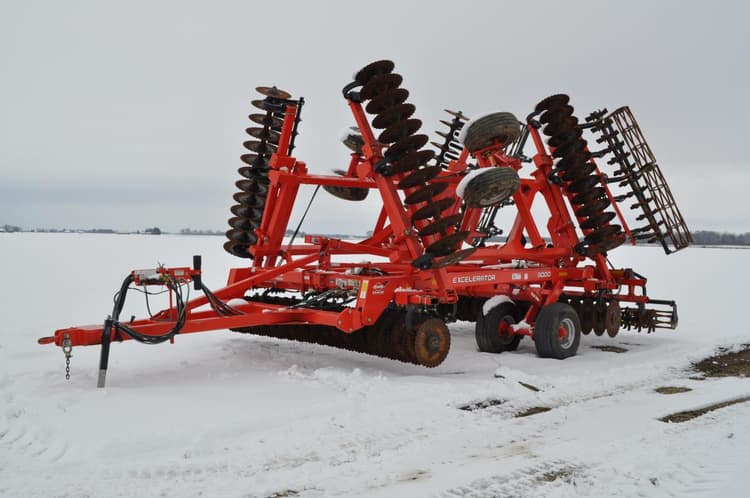 SOLD - Kuhn Krause Excelerator 8000 Tillage Vertical Tillage | Tractor Zoom