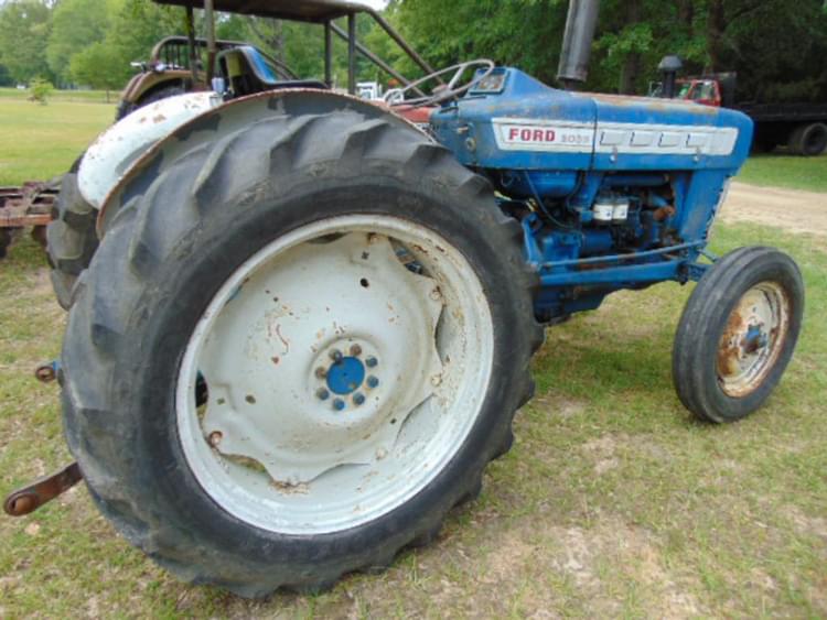 Ford 3000 Tractors 40 to 99 HP for Sale | Tractor Zoom