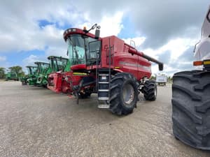 SOLD - 2008 Case IH 8010 Lot No. 999 Combines with 3,825 Hrs | Tractor Zoom
