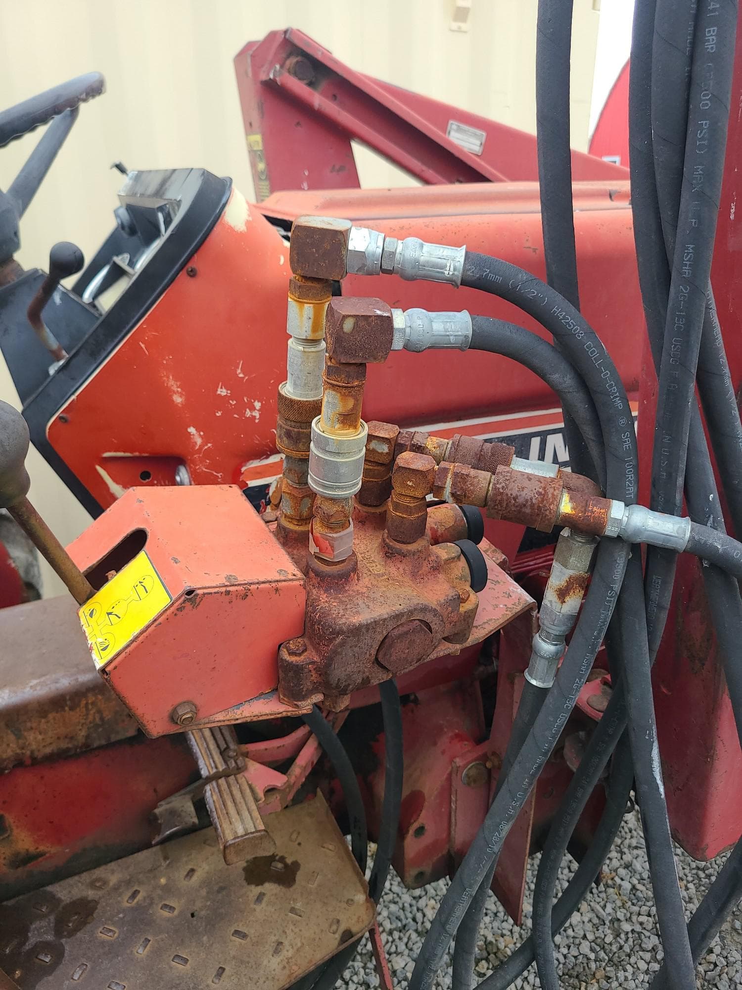 International Harvester 684 Tractors 40 to 99 HP for Sale | Tractor Zoom
