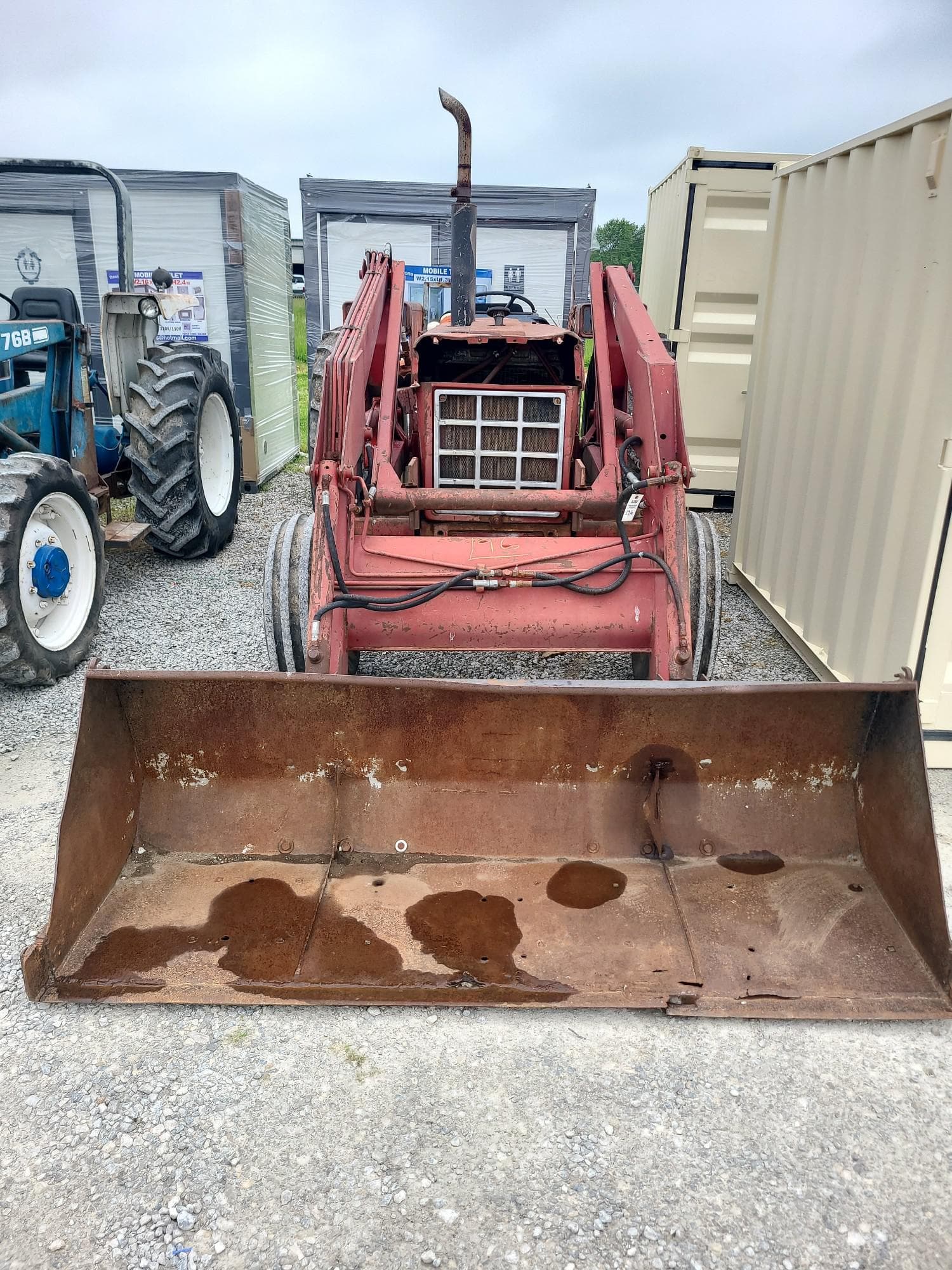 International Harvester 684 Tractors 40 to 99 HP for Sale | Tractor Zoom