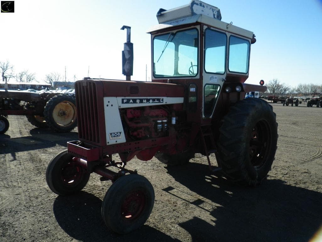 1967 International Harvester 806 Tractors 100 to 174 HP for Sale ...