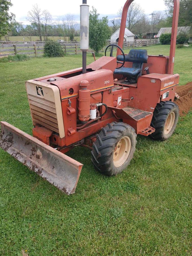Ditch Witch 3210 Construction Trencher for Sale | Tractor Zoom