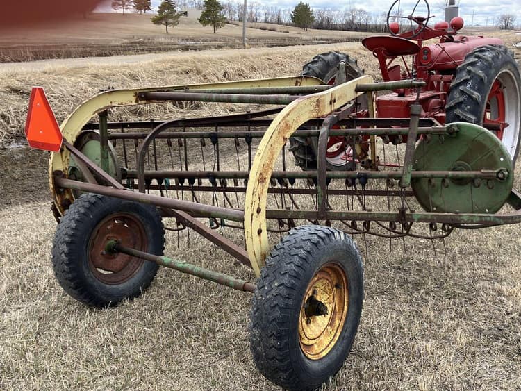 John Deere 894 Hay and Forage Hay - Rakes/Tedders for Sale | Tractor Zoom