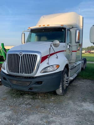 SOLD - 2012 International ProStar Plus 122 Lot No. 27929 Other Equipment with 1,178,145 mi ...