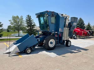 SOLD - Almaco SPC-40 Lot No. 38 Combines with 2,355 Hrs | Tractor Zoom