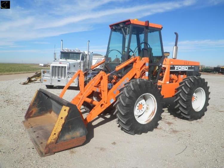 SOLD - 1993 Ford 9030 Tractors 100 to 174 HP | Tractor Zoom