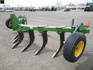 SOLD - 3389- John Deere 900 3pt. 9 Shank V-Ripper Tillage with 9 Shanks ...