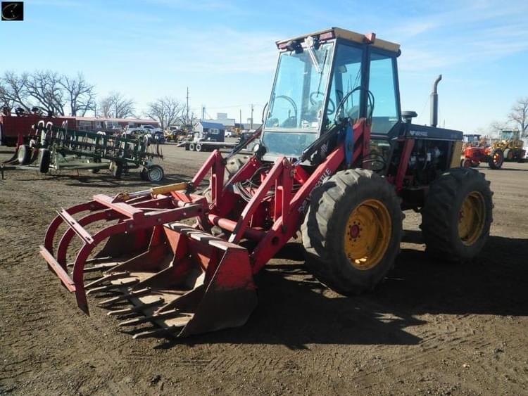 1985 Versatile 276 Tractors 100 to 174 HP for Sale | Tractor Zoom