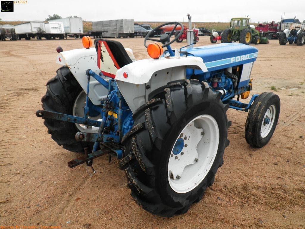 1985 Ford 1910 Tractors Less than 40 HP for Sale | Tractor Zoom