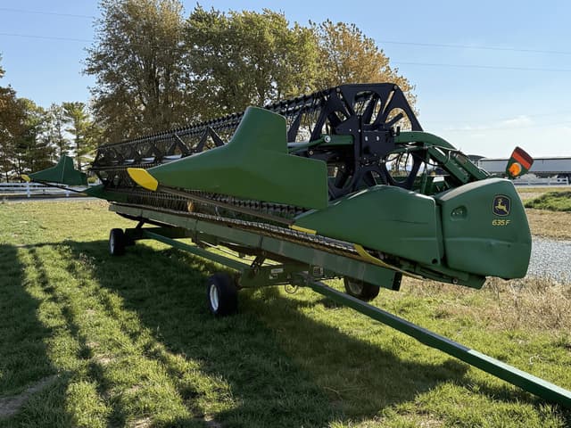 John Deere 635 Lot No. 1618 Harvesting For Sale with 35 ft | Tractor Zoom