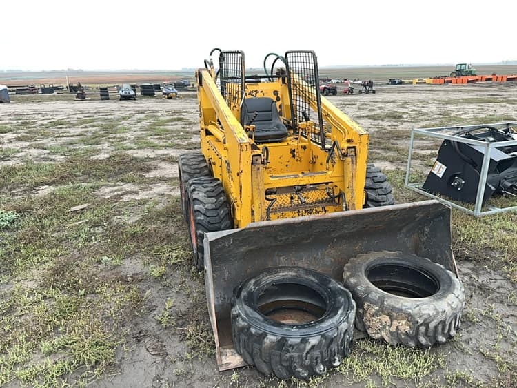 Case 1530 Construction Skid Steers for Sale | Tractor Zoom