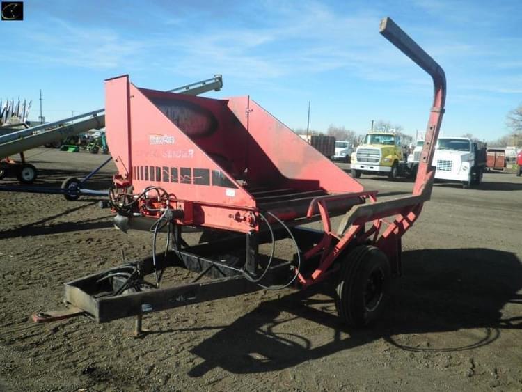 DewEze Super Slicer Hay and Forage Bale Processors for Sale | Tractor Zoom