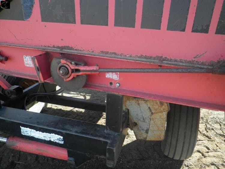 DewEze Super Slicer Hay and Forage Bale Processors for Sale | Tractor Zoom