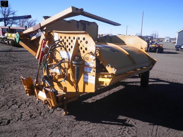 Haybuster 2100 Hay and Forage Bale Processors for Sale | Tractor Zoom