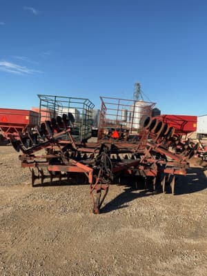 SOLD - International Harvester 470 Lot No. 85565 Tillage with 20 ft ...