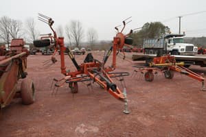 SOLD - Pequea TT4000 Hay and Forage | Tractor Zoom