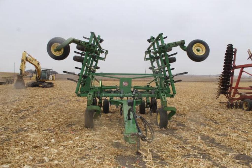 2008 John Deere 2410 Tillage Chisel Plows for Sale | Tractor Zoom