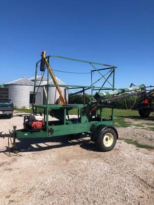 SOLD - Batco 101 Lot No. 7 Planting | Tractor Zoom