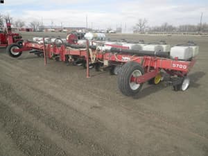 White 5700 Lot No. 4029 Planting For Sale with 12 Rows | Tractor Zoom