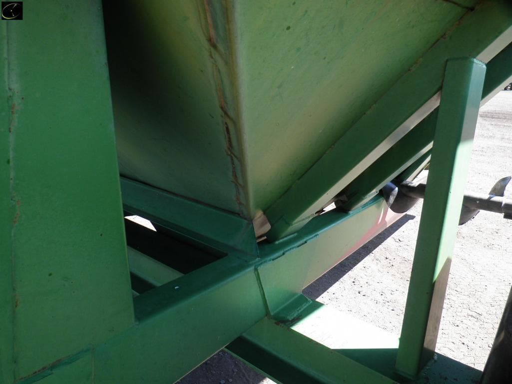 Brent 410 Harvesting Grain Carts for Sale | Tractor Zoom